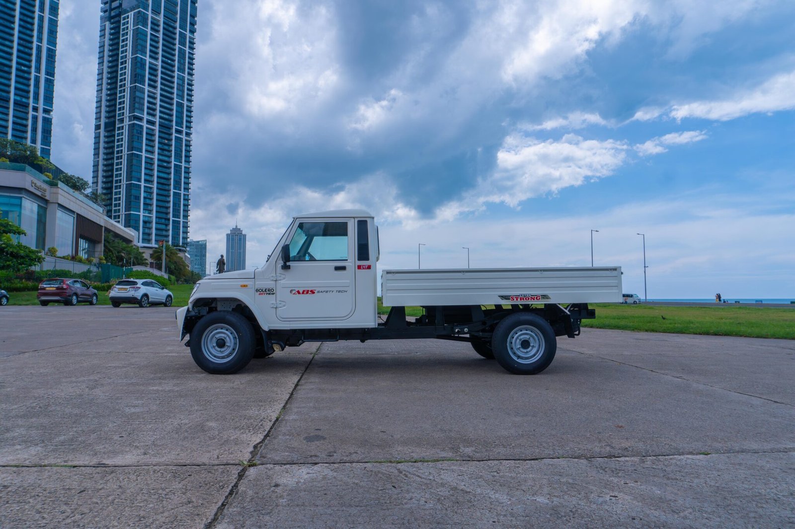 Mahindra City PIk-Up – Ideal Motors
